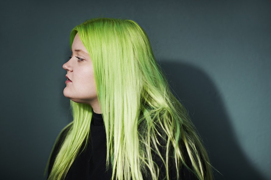 Alma kertoo, miten julkisuus on tuonut elämään myös ikäviä asioita ...